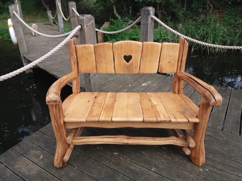 Oak Heart Garden / Park Bench