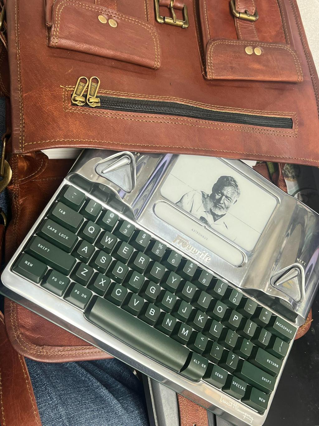 Ernest Hemingway Freewrite Signature Edition - Freewrite Store