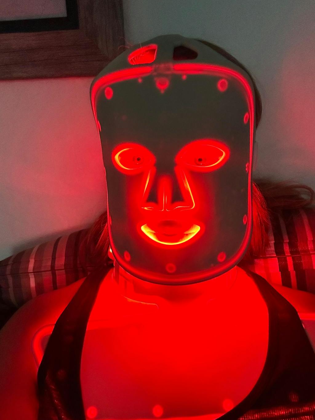 Red Light Face Mask - Fringe