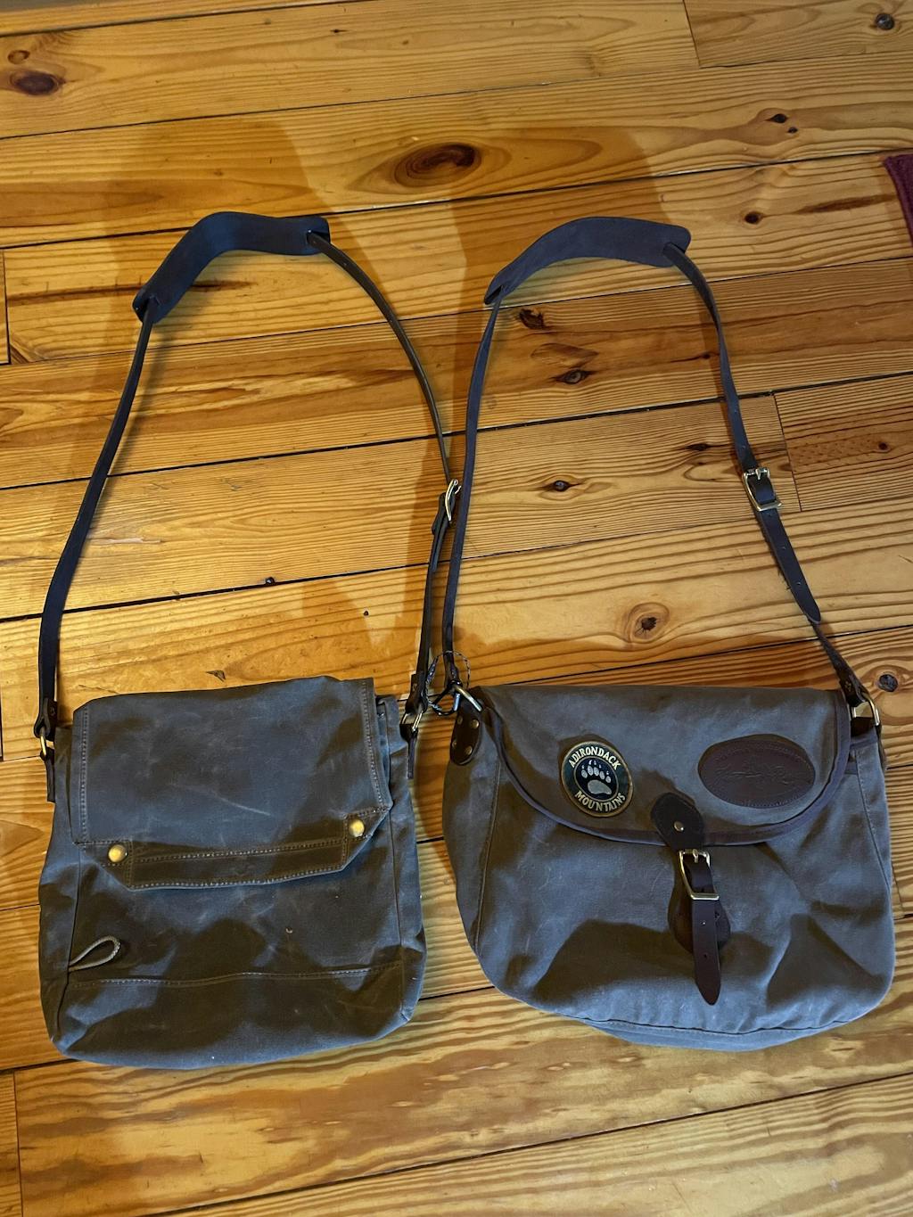 Archaeologist Satchel | Frost River | Carry the Legacy