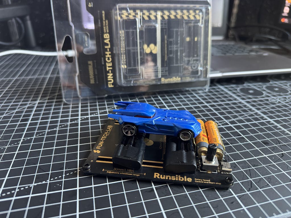 Fun-Tech-Lab [1:64]Windsible: Desktop Wind Tunnel for Your Diecast Car