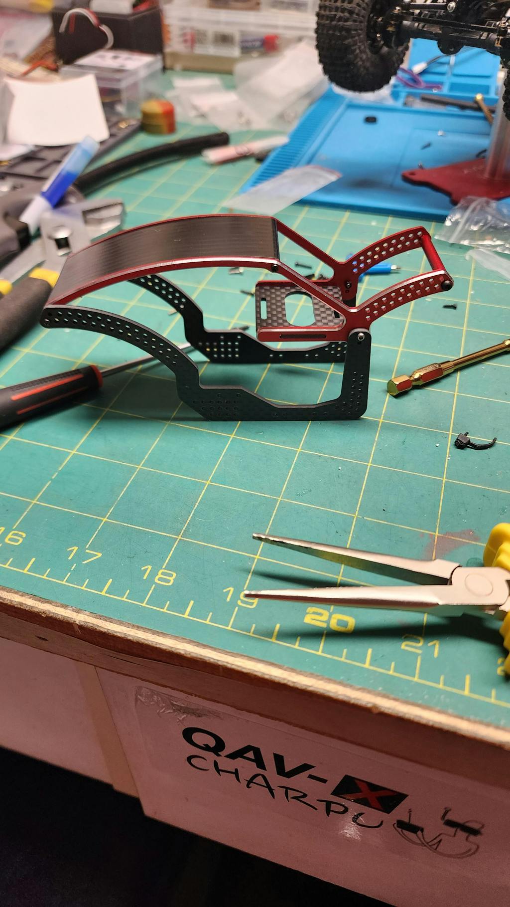 FURITEK BETTLE CARBON FIBER COMP CHASSIS FOR FURITEK FX118 RED VERSION ...