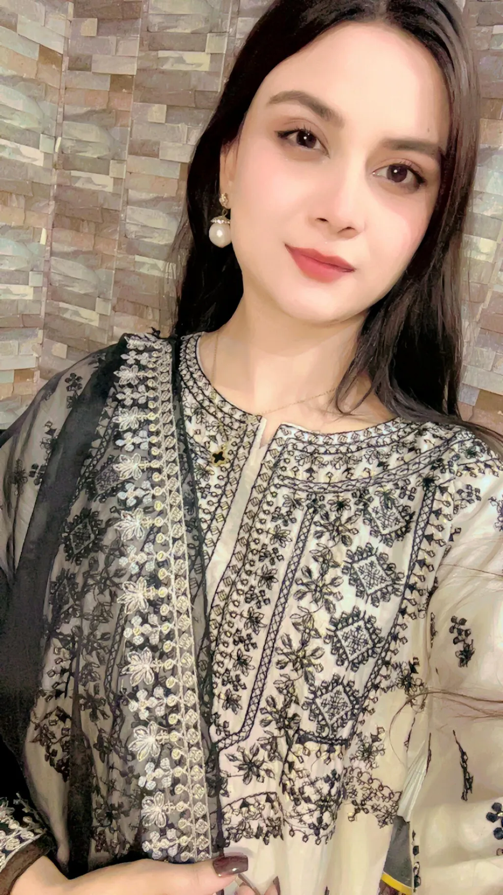 Stylish Al-Arafah Embroidered Stitched 3pcs – FZ Collection