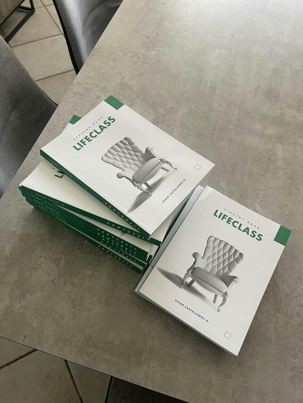 LifeClass. Student Book - César Castellanos (English) Paperback – G12 ...