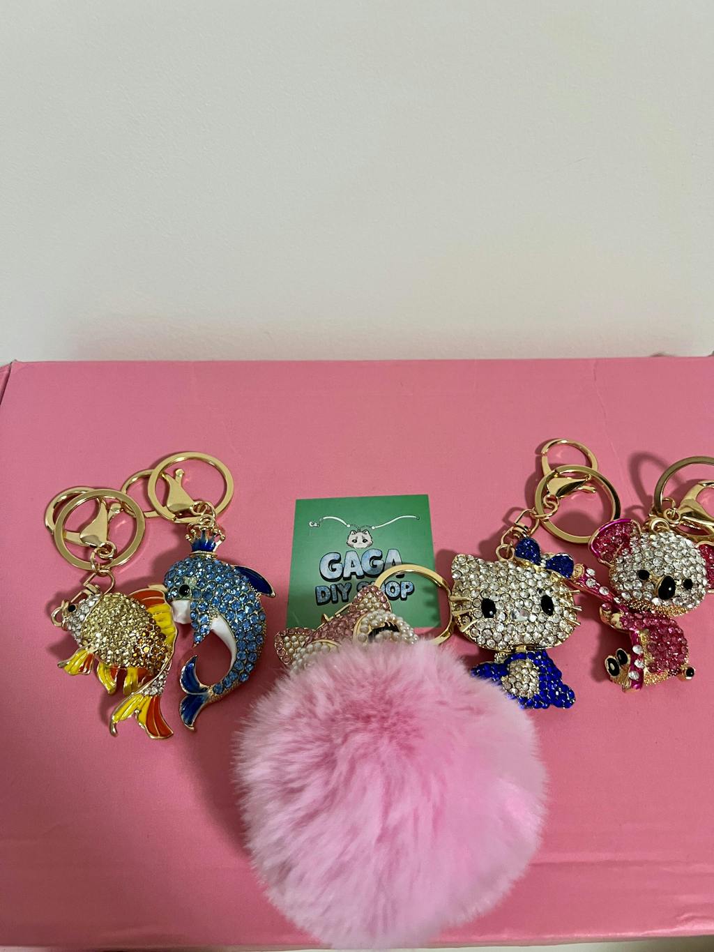 A. Best Sellingl!!! Shiny Keychain(OPEN IN LIVE) – gagadiyshop