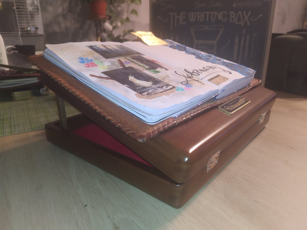 Handmade - The Writing Box - Portable Writing Desk - Galen Leather