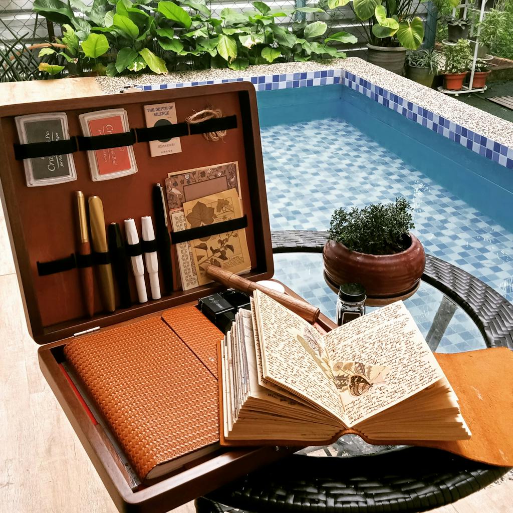 The Writing Box - Portable Wooden Writing Desk - Galen Leather