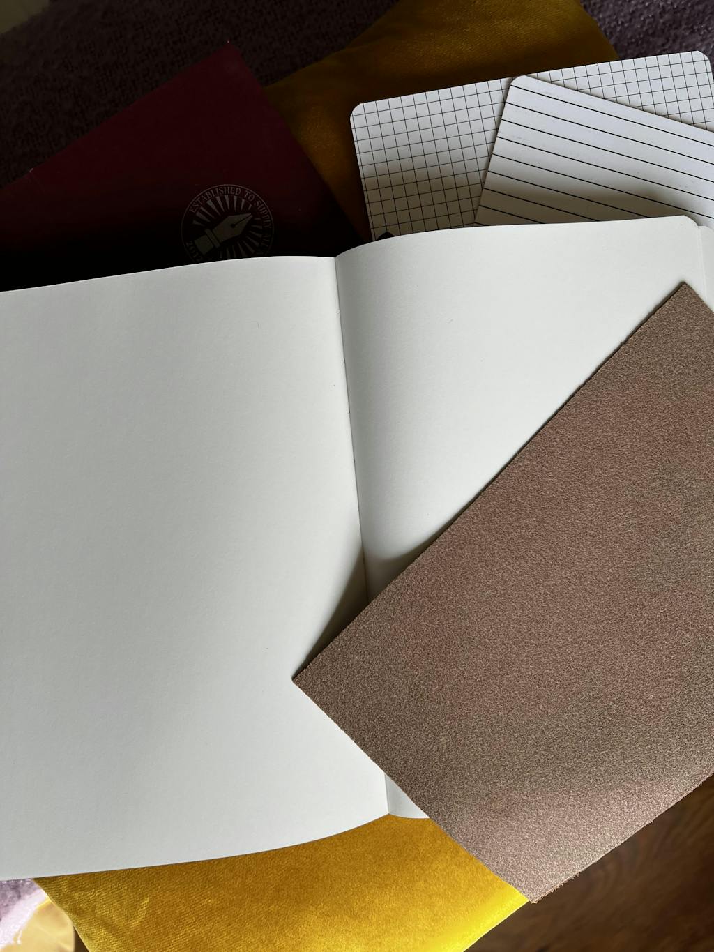 Cosmo Air Light Paper Notebook - A5 - 288 Pages - Galen Leather