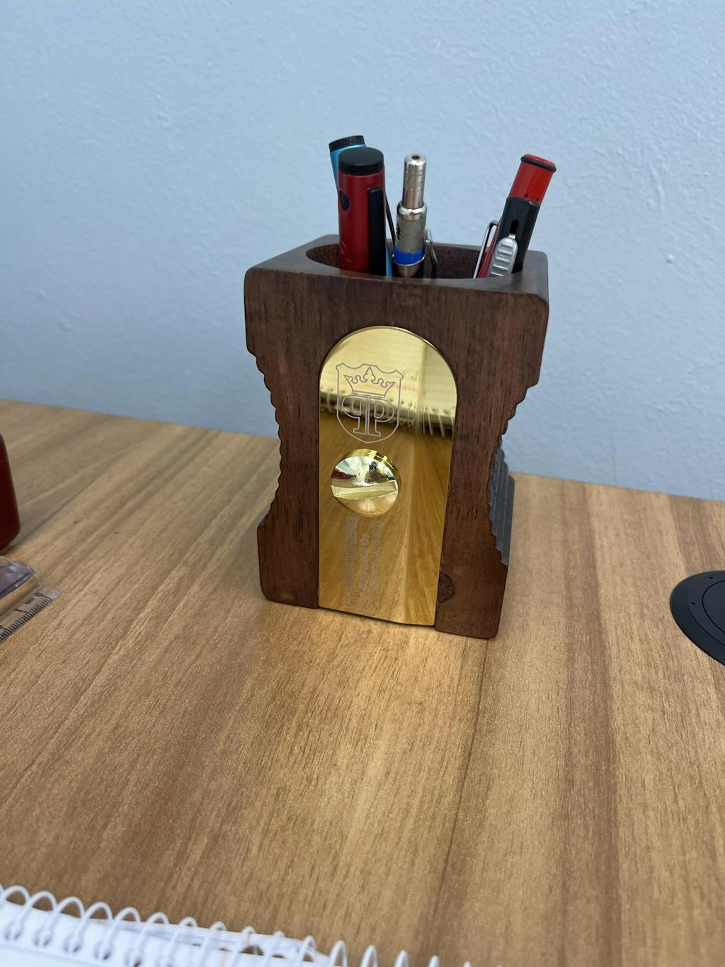 Wood Sharpener Desk Tidy - Dark - Galen Leather