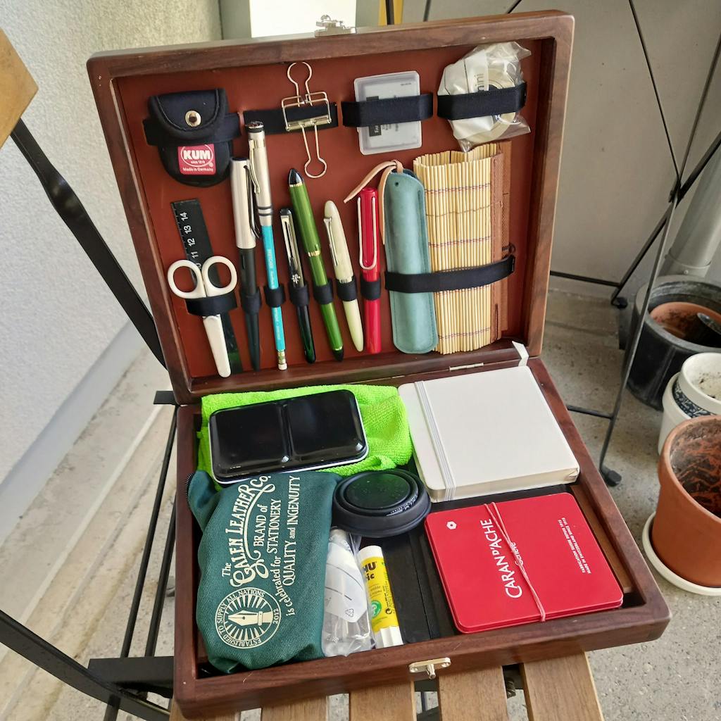 The Writing Box - Portable Wooden Writing Desk - Galen Leather