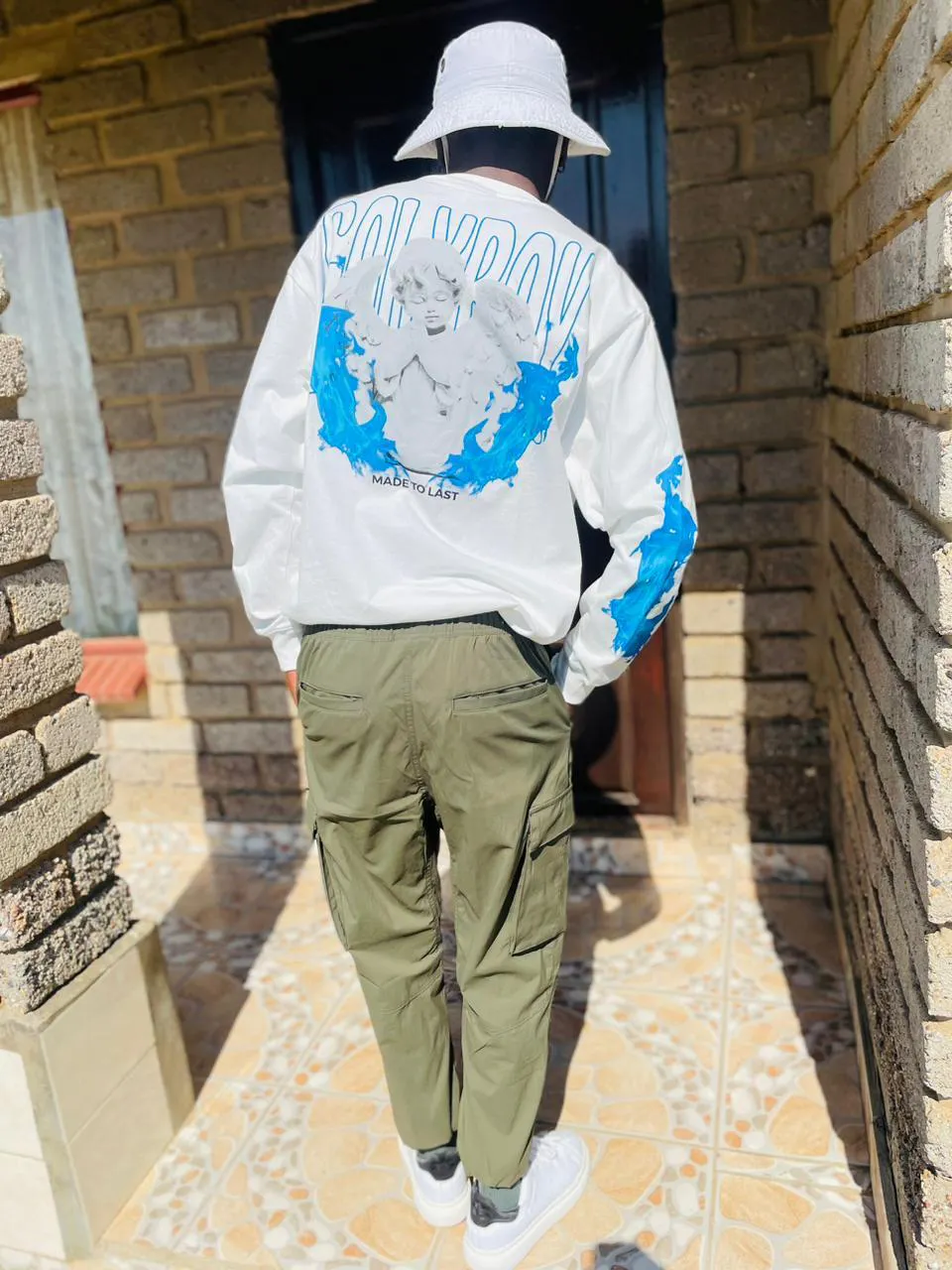 ETERNAL LONG SLEEVE T-SHIRT