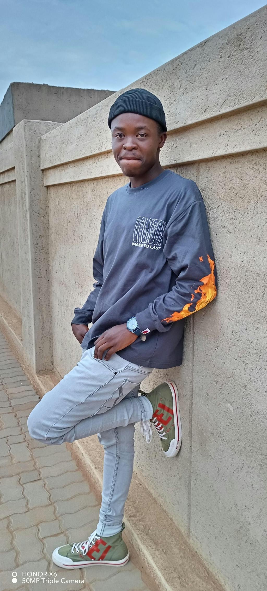 ETERNAL LONG SLEEVE T-SHIRT