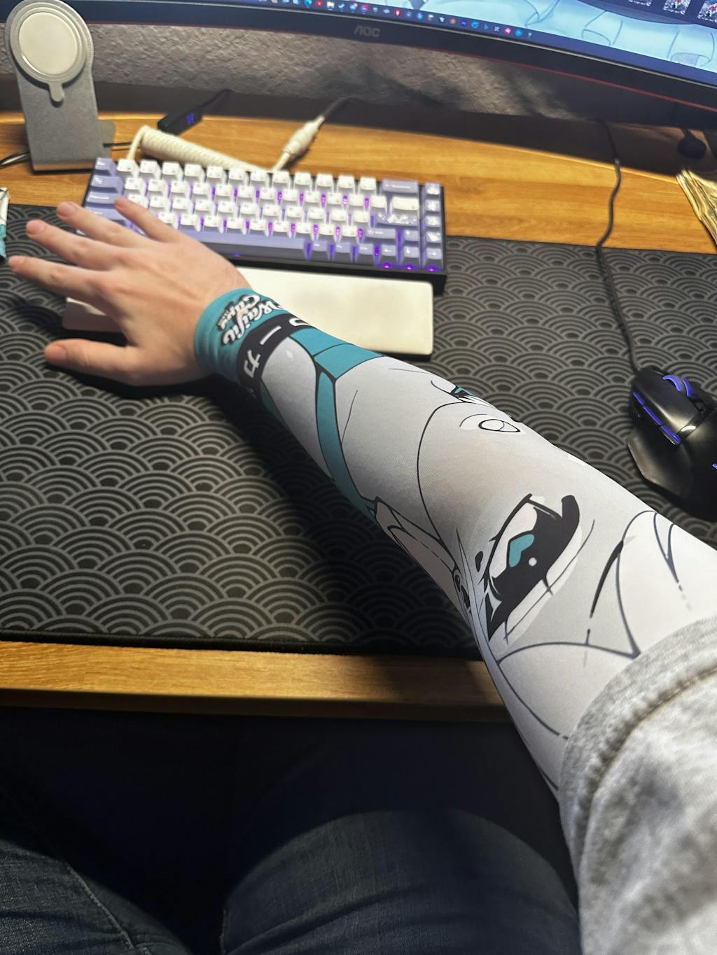 Waifu Gaming Sleeves - Popstar | Gamer Supps