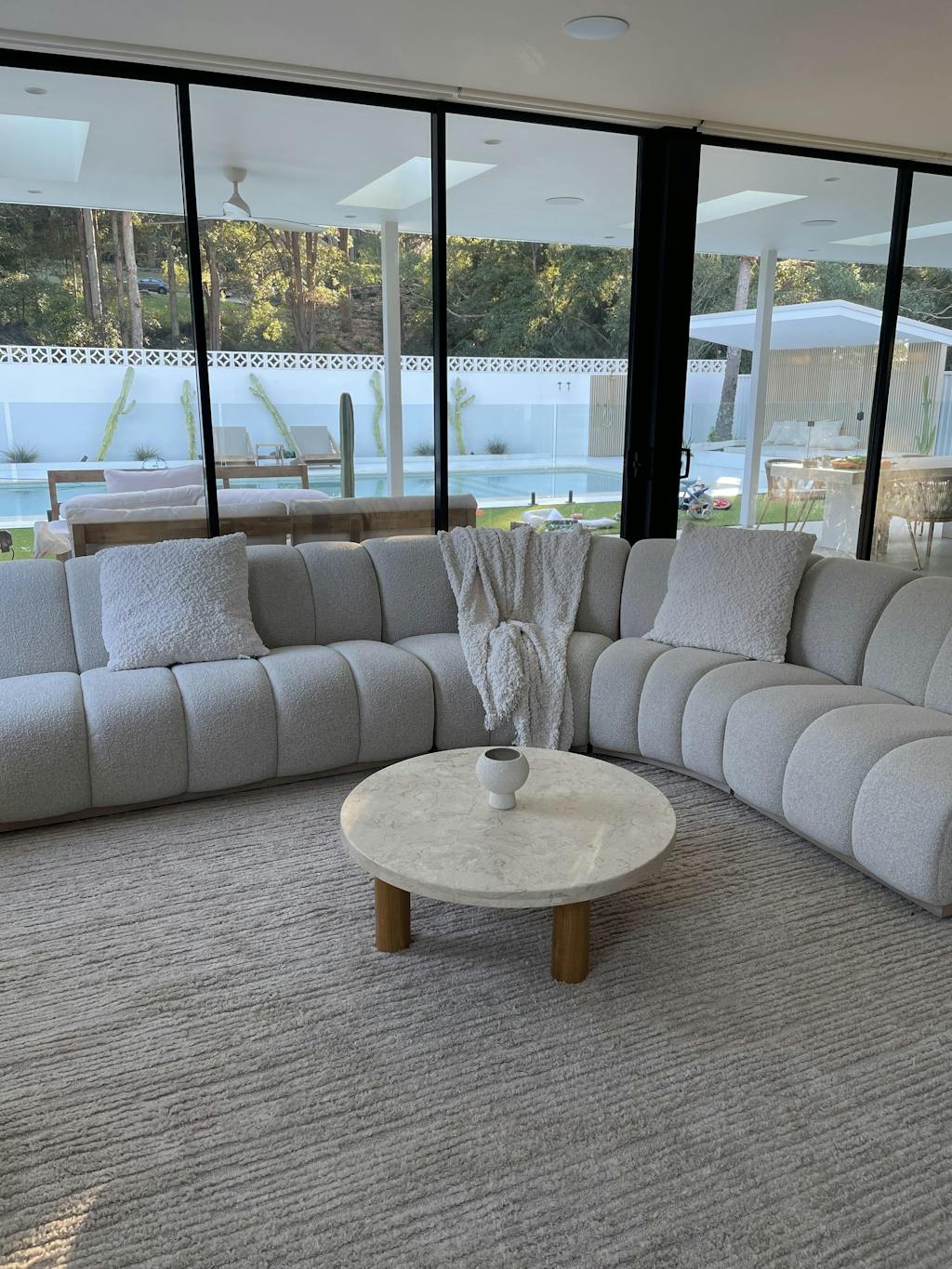 Millie Yuri Natural Rug – Gamila Rugs