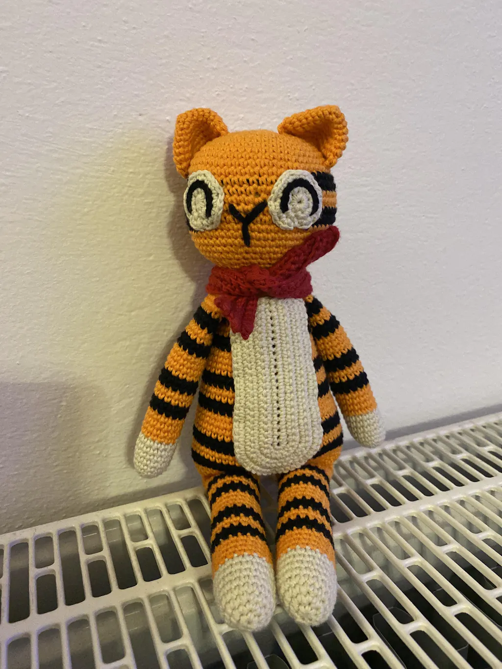 Tom the tiger | Crochet amigurumi PDF pattern – garnknuten