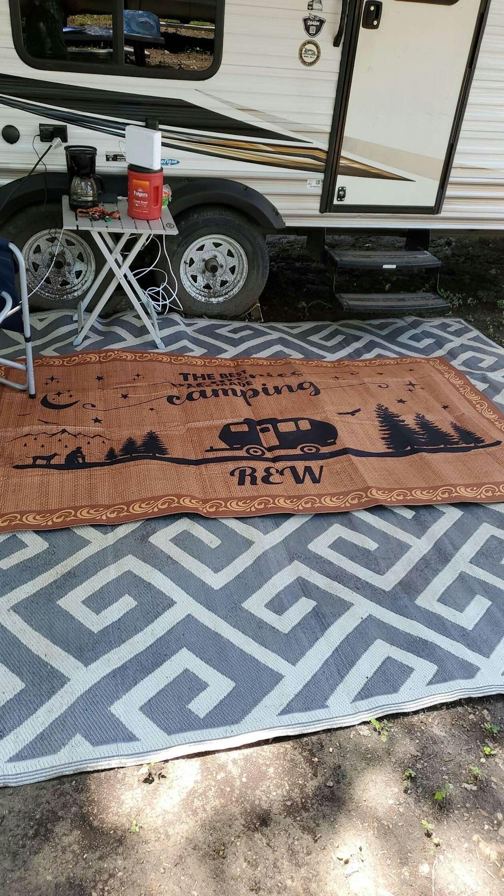 Happy Campers Camping Patio Rug, Patio Mat K228 888480 - Geckocustom.com