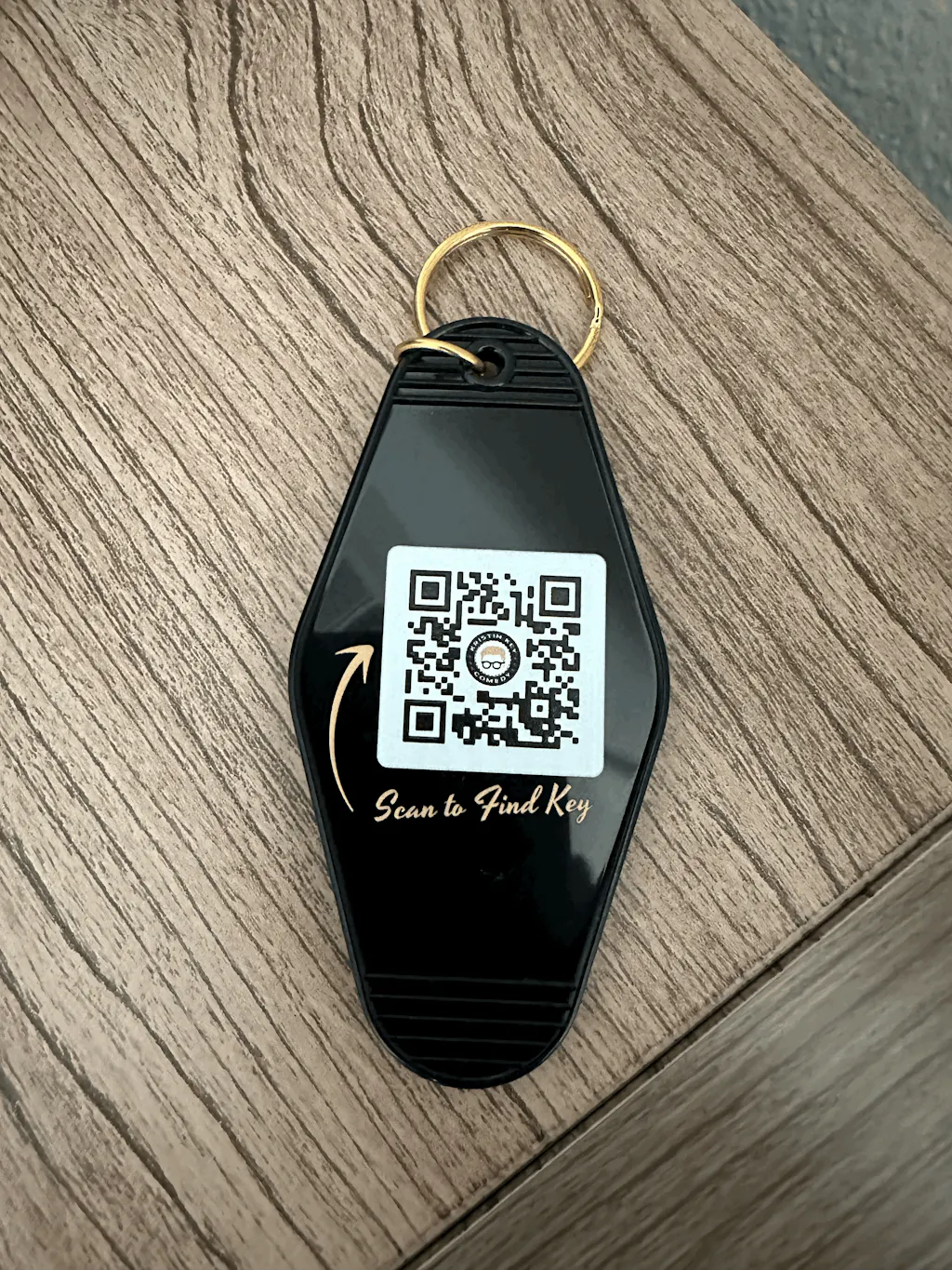 Custom Gold Foil Stamped Vintage Plastic Hotel Motel Key Tag Keychains ...