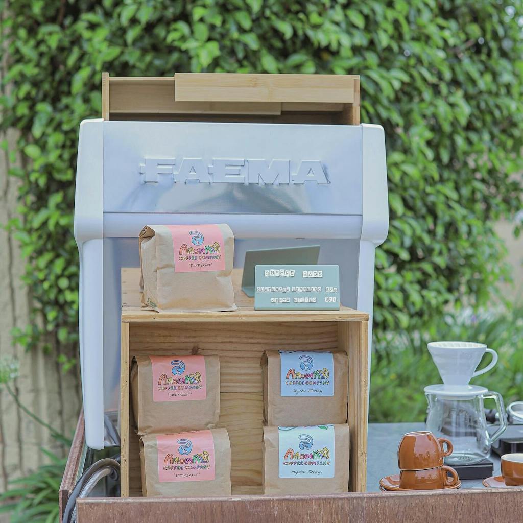 Counter Signs | Set of Custom Countertop Signs | George & Willy