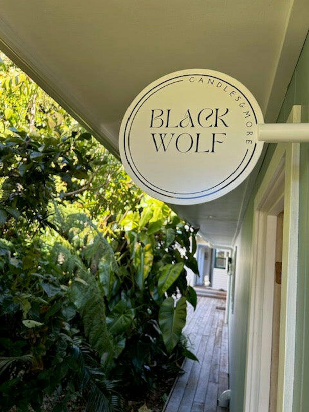 Circle Sign | Round Metal Business Signs | George & Willy – George and ...