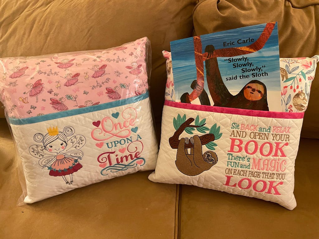 Pink Sloth Reading Pillow - Personalized – ghemb.com