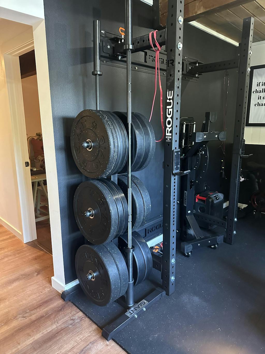 GIANT Bumper Plate Tree w/ Bar Storage – Giant Lifting