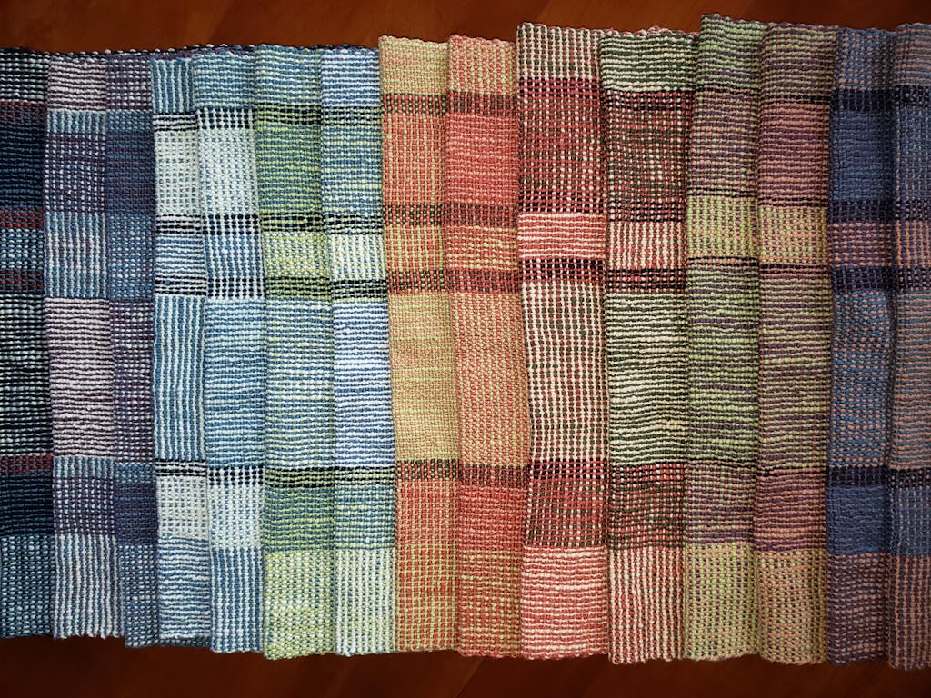 Mallo Cotton Slub Weaving Yarn ~ Clay - Gist Yarn