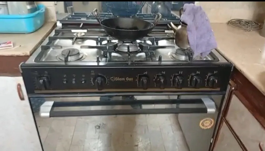 Cooking Range Black Forest (Gas) 34”electric cooking range-In Pakistan ...