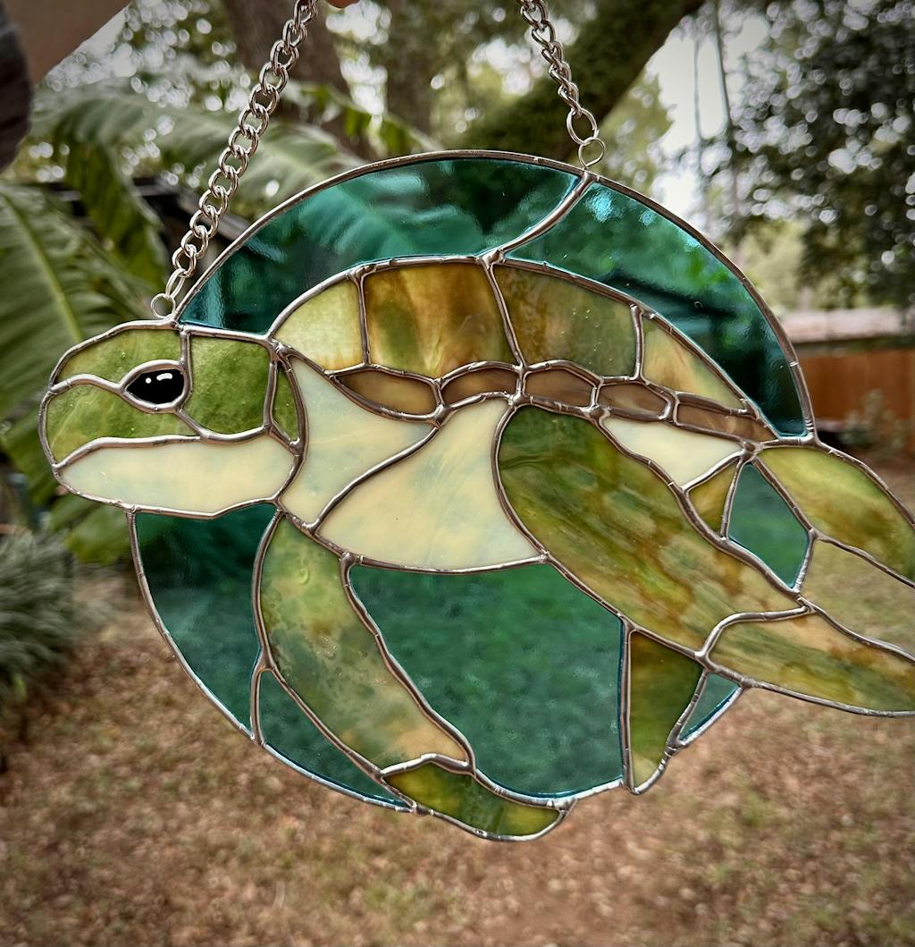 Round Stained Glass Turtle Pattern - GlassyRock Arts