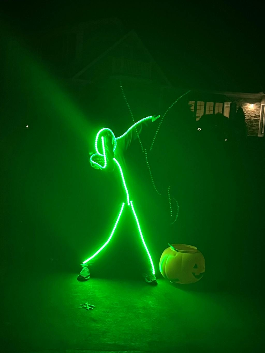 Kid's LED stickman costume by Glowy Zoey