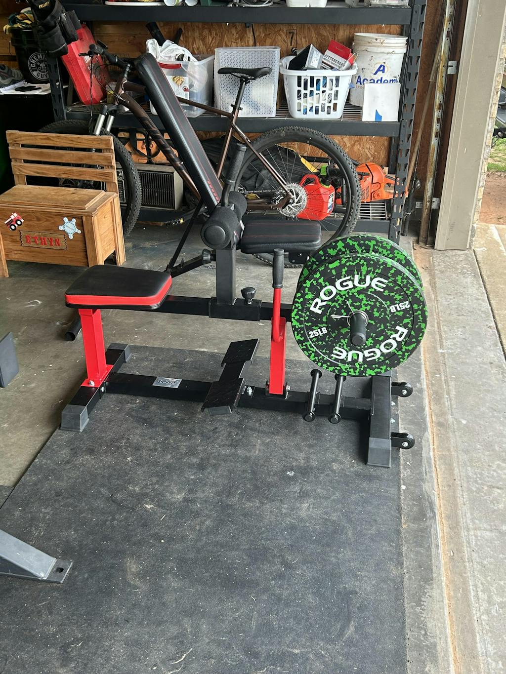 GMWD Seated Calf Raise Machine 550LBS Plate-loaded Leg Exercise Homegym