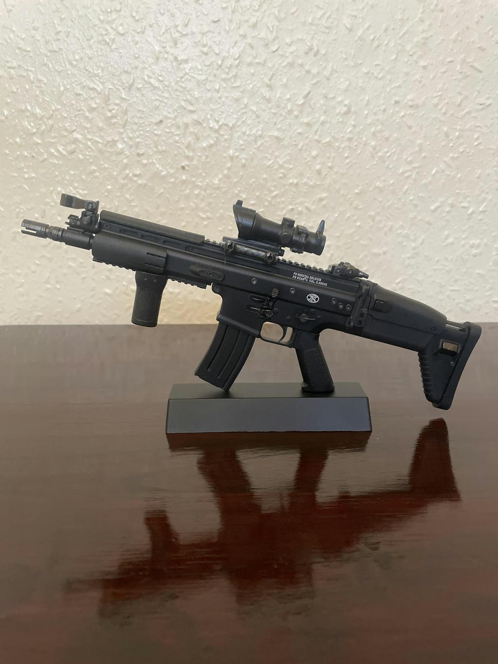 Miniature FN SCAR-L® Model | GoatGuns – GoatGun Models