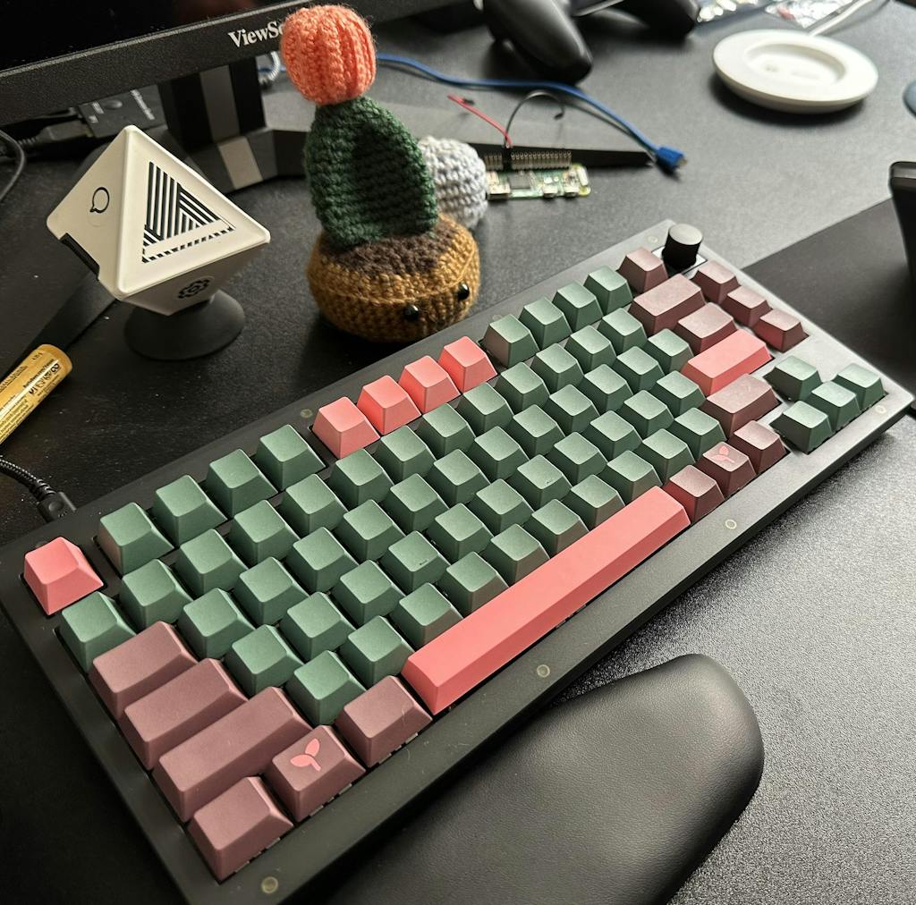 75% Custom Keycaps Set ( ANSI | 82 Keys ) – Goblintechkeys