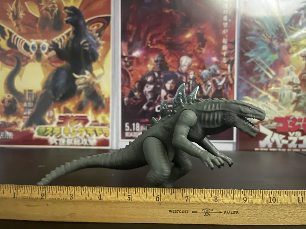 Movie Monster Series Zilla | 2004 | Godzilla® Official
