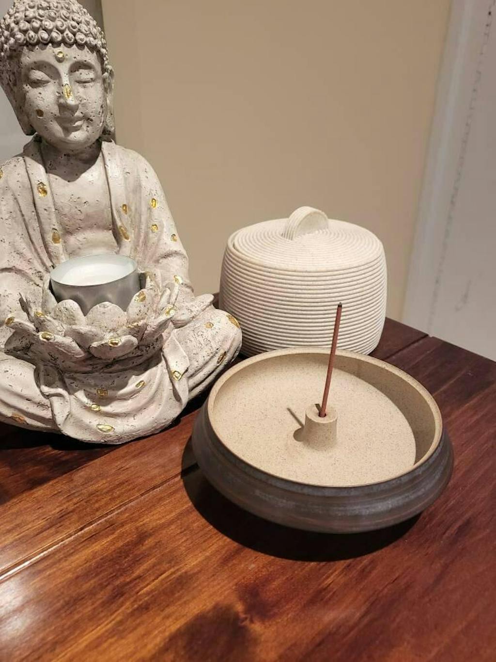 Gohobi Handmade Ceramic Black Incense Holder