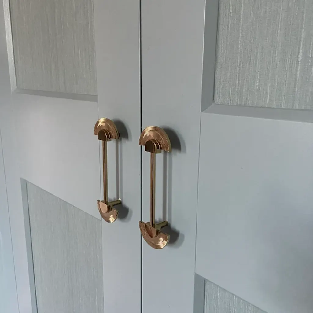 Goldenwarm Wardrobe Cabinet Pulls Gold Brass Scalloped Handle