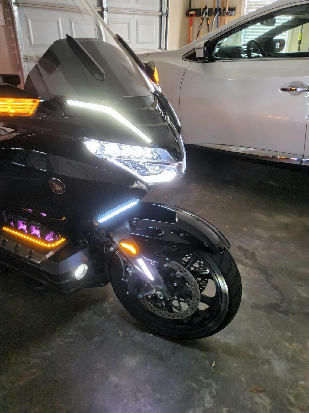 Strike Windshield Trim – Goldstrike