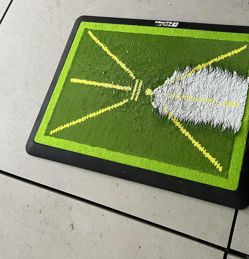 GG Divot Mat PRO | The Modern Golf Mat