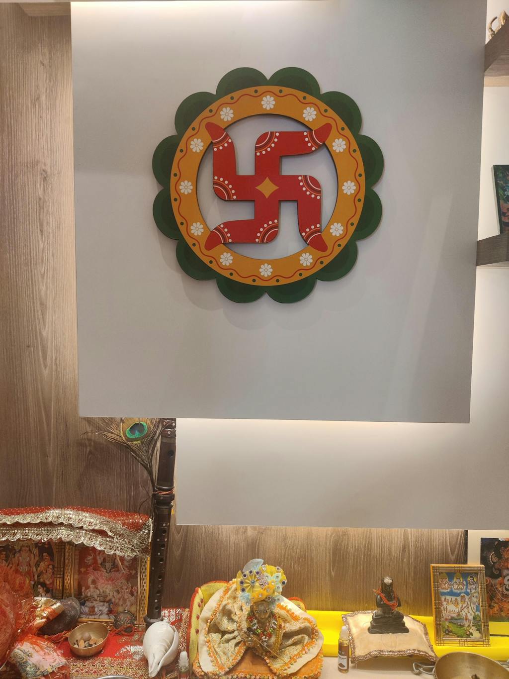 Swastik Wooden Wall Decor – GoofyShop.in