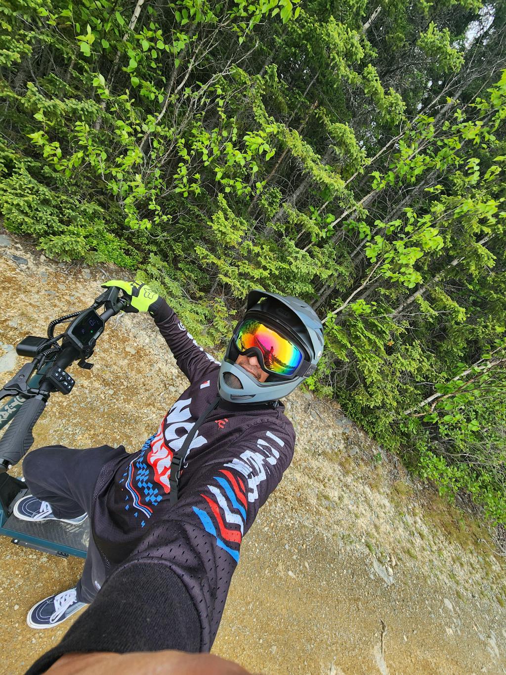 GX3 High-Performance Electric Scooter 11" 60KPH | 64KM Range – GOTRAX ...