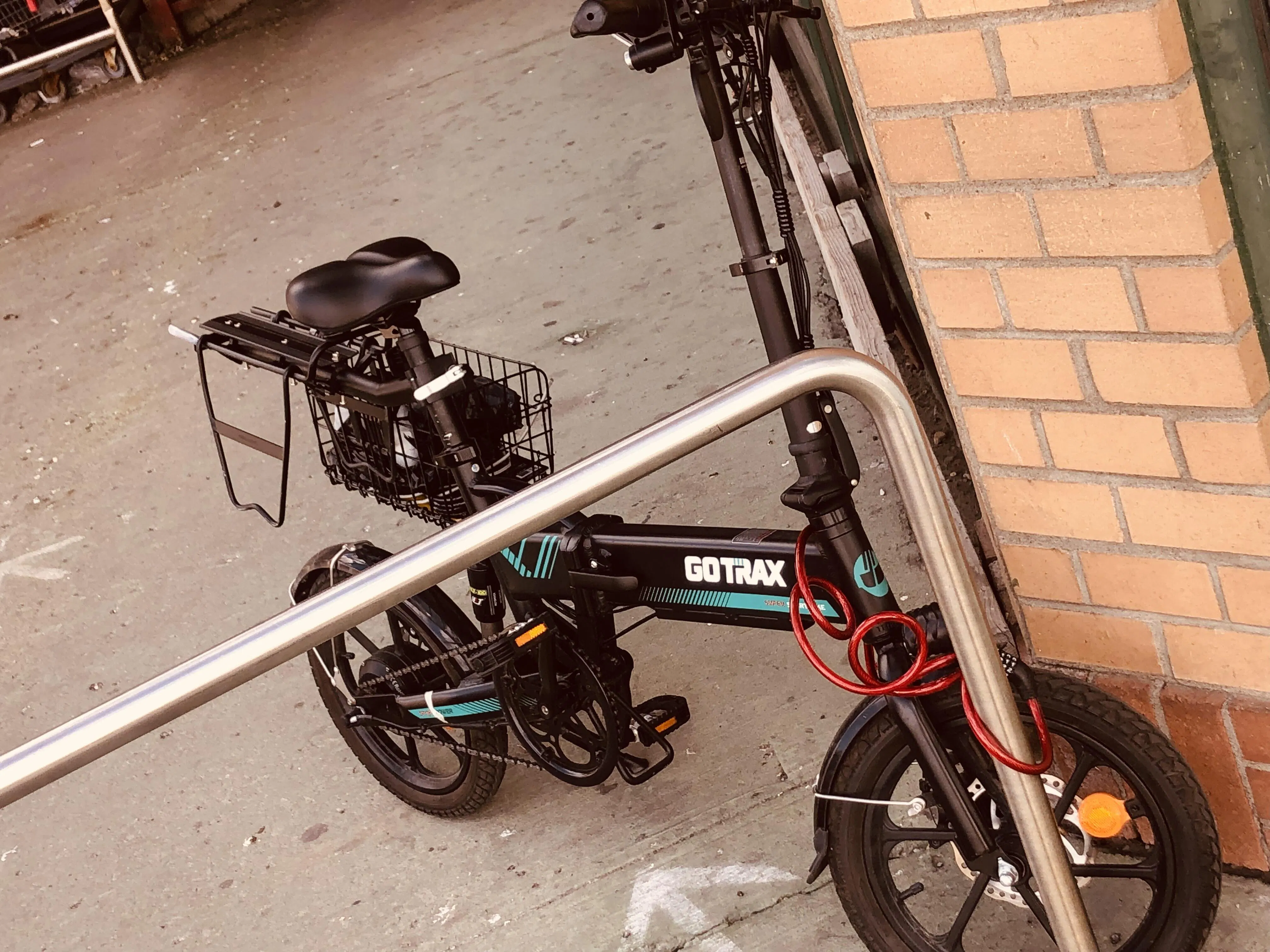 EBE1 Folding Electric Bike - GOTRAX.COM