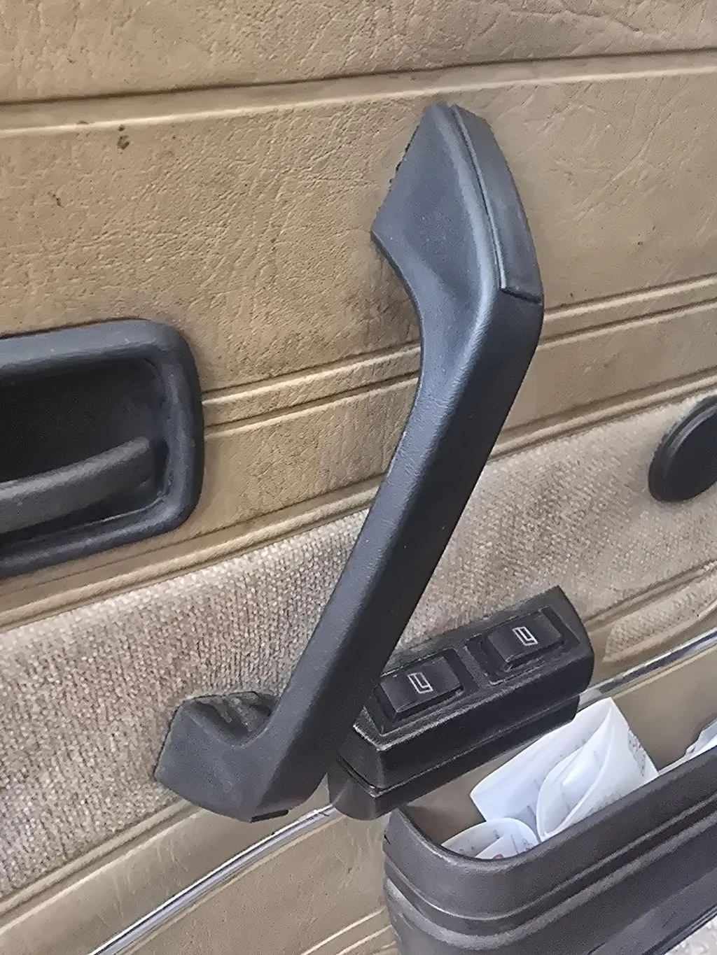Grab Handle for Front Door and Pillar [Vanagon] – GoWesty