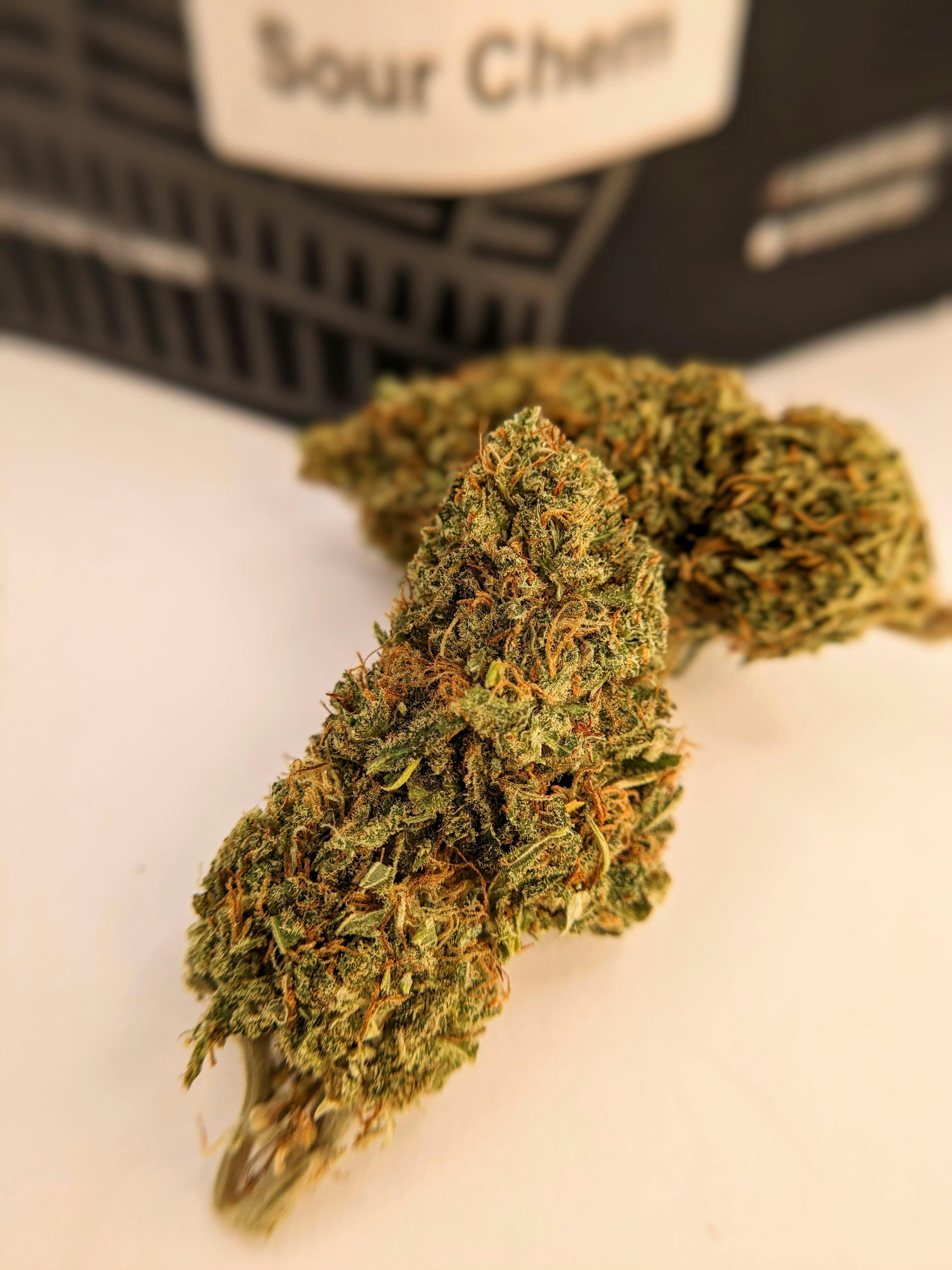 Sour Chem Type-3 | Indica dom. Hybrid | +21% cannabinoids