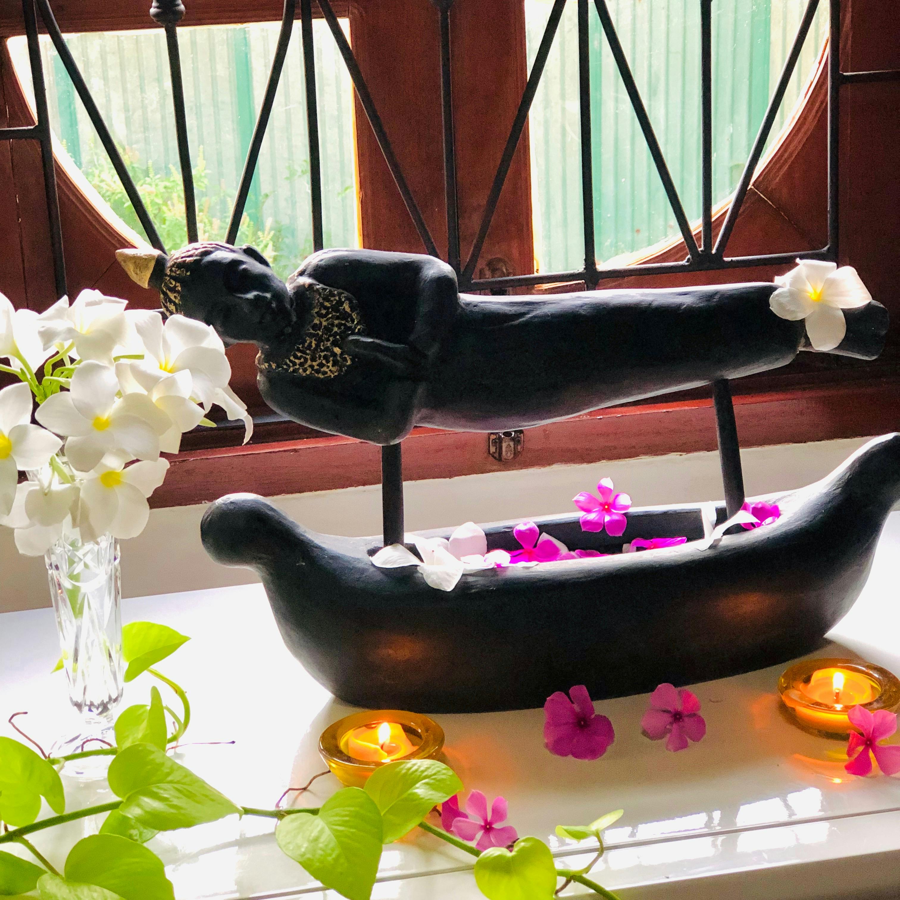 Buy Floating Buddha decor Online | Padagu Uruli – Greymode