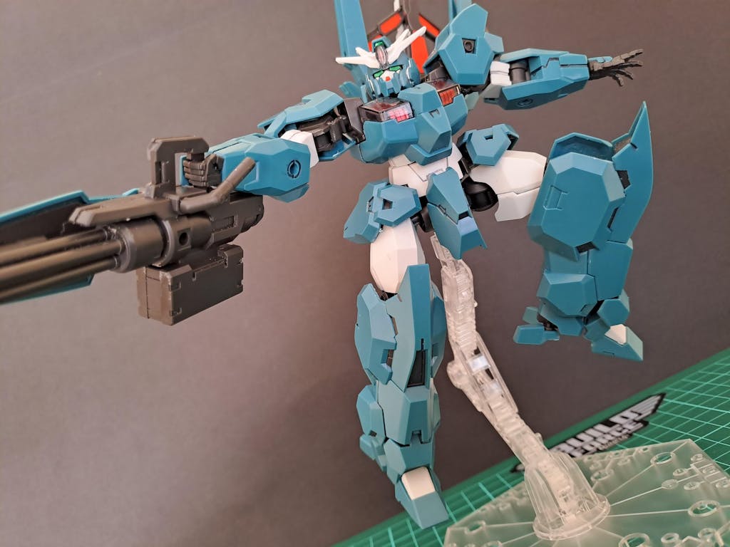 HG Gundam Lfrith Ur — GUNPLA SA