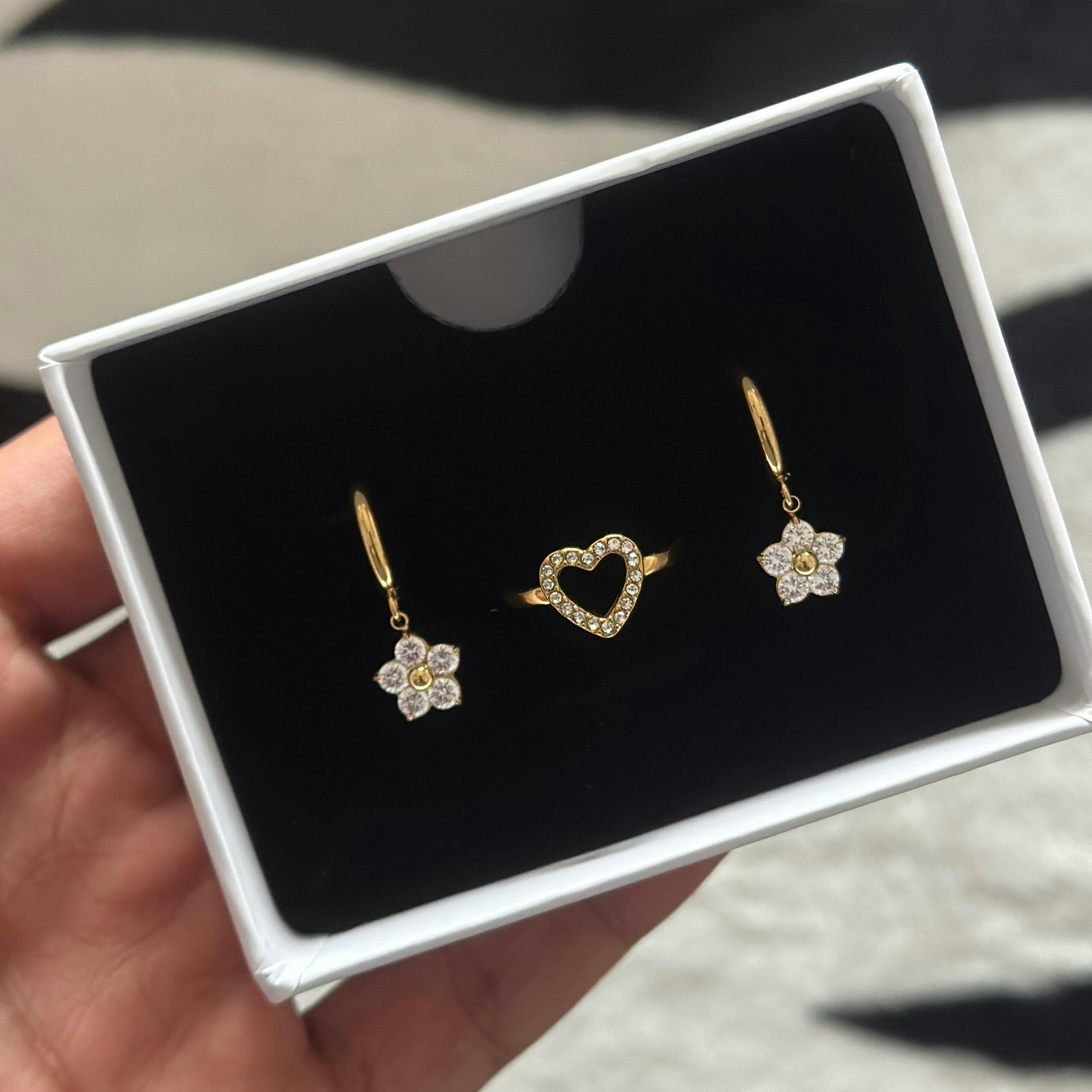 Hand Cuffs – GUTS.CO