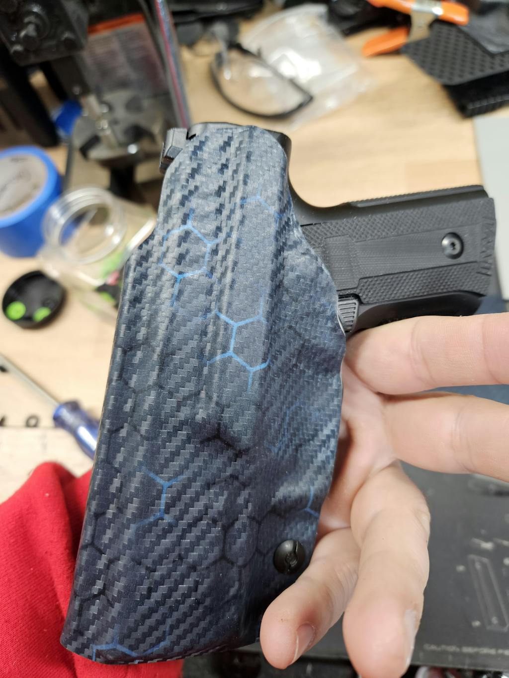 Octagon on Carbon Fiber – H3 Customs