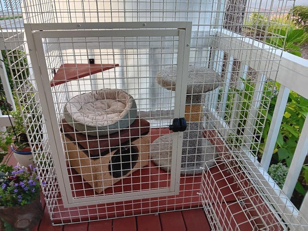 Cat Fences | Safe Cat-Proof Fences | Habitat Haven