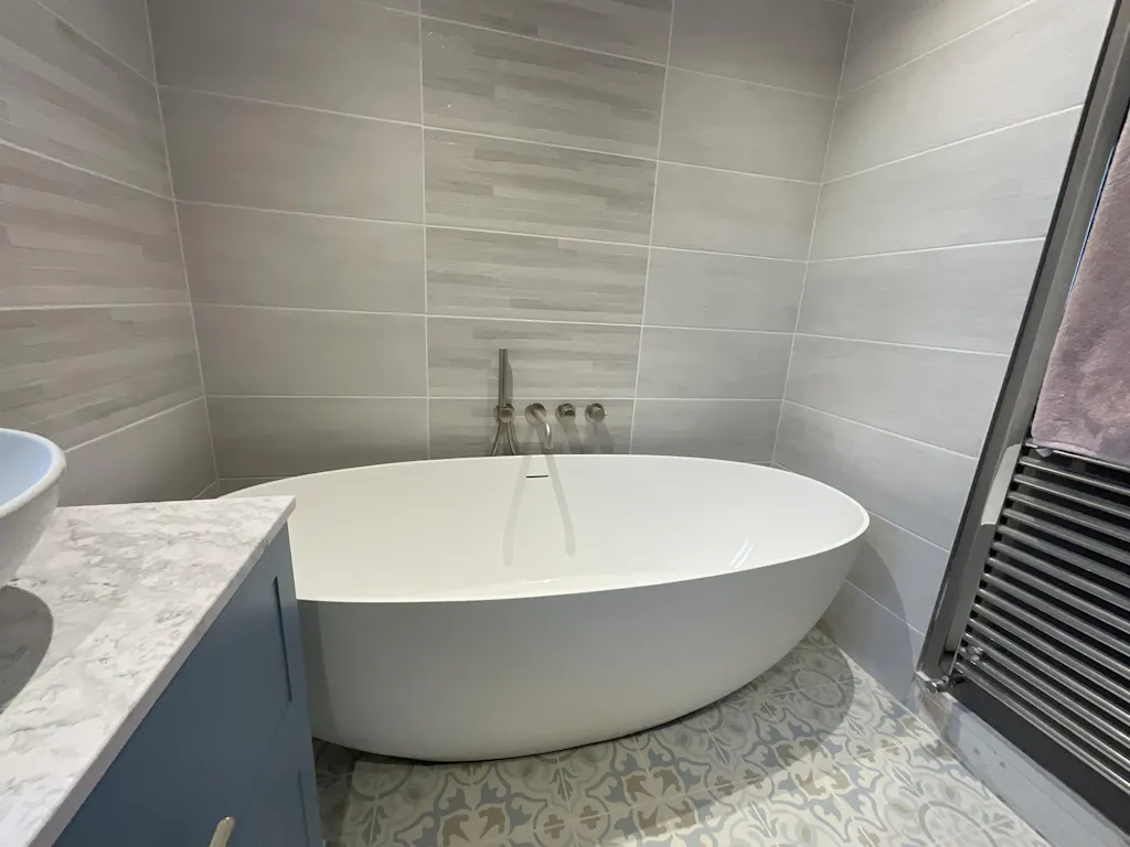 Bromley Freestanding White Stone Bath 1700mm