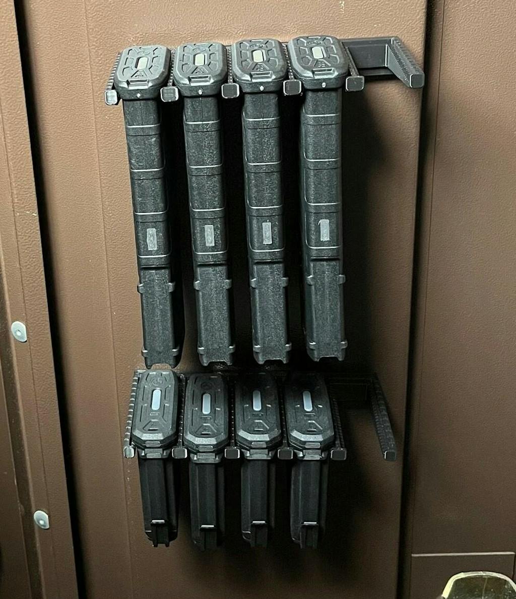 Mount for AR 15 Pmag / TMAG Mags - Magnetic | Magazine Holder Storage ...