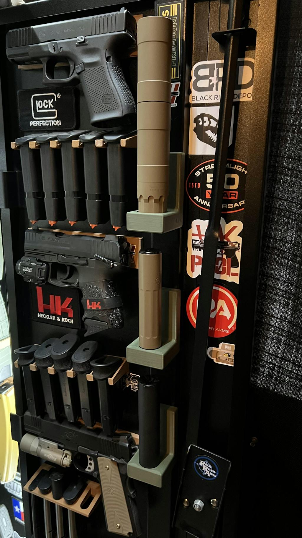 Silencer / Suppressor Display Mount Vertical - Magnetic | Gear Holder ...